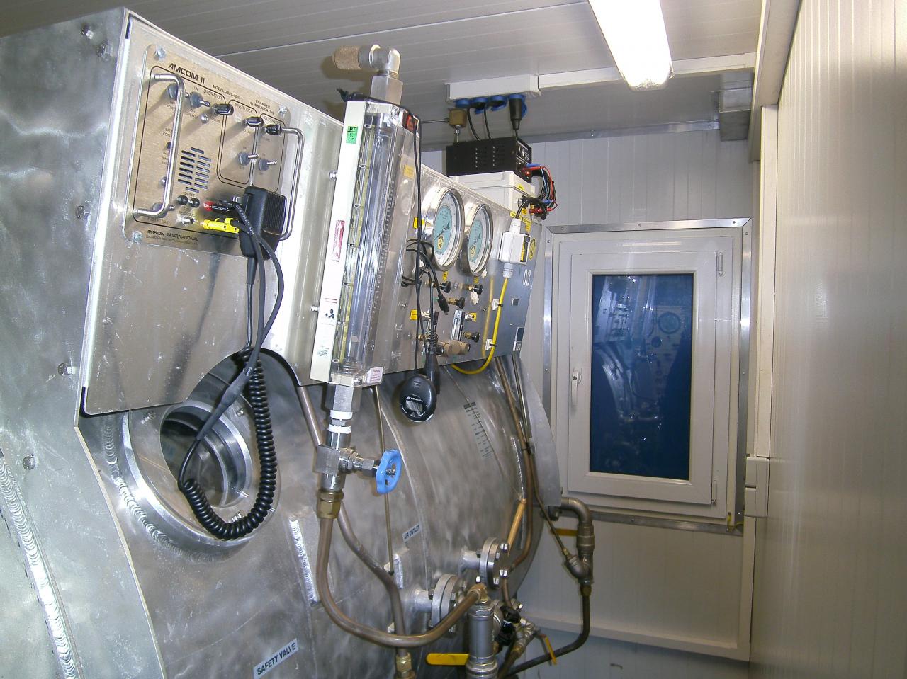 Seatech's decompression chambers for diving sites
